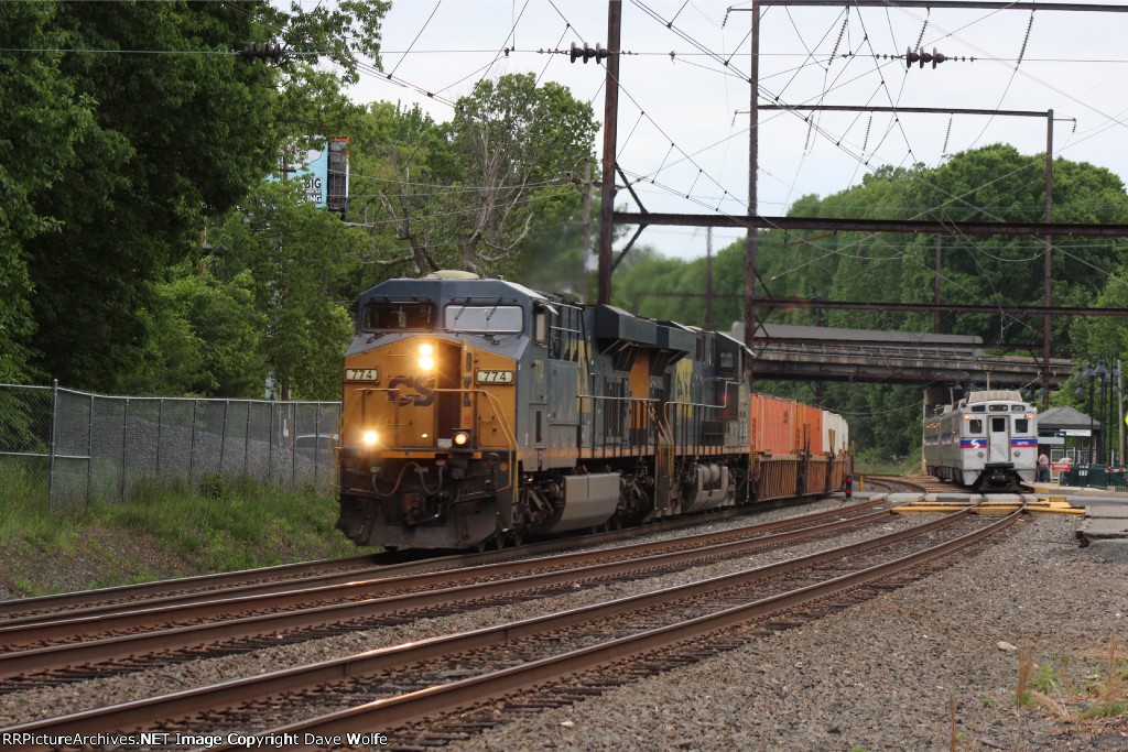 CSX 774